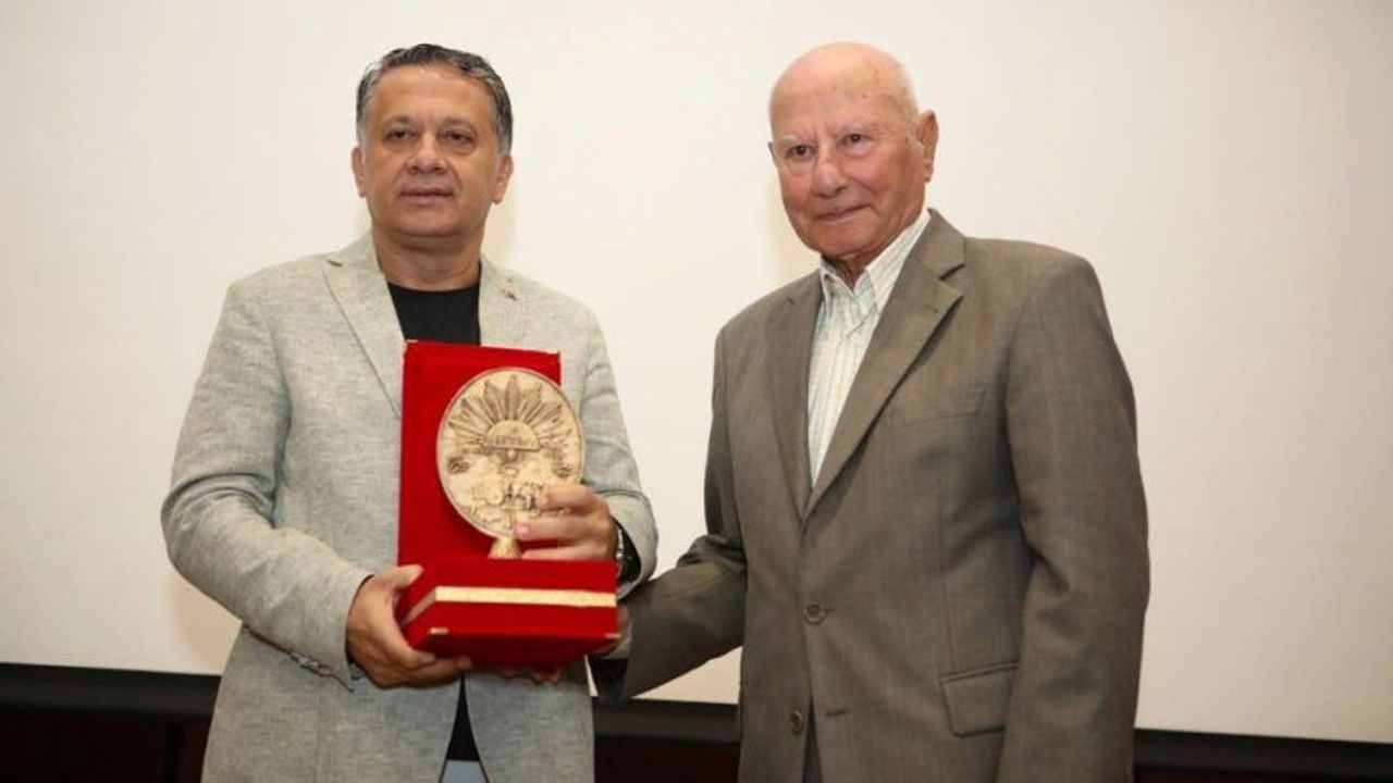 Kastomonu'da Anlamlı Tören: KGK Başkanı Mehmet Ali Dim'e Onur Ödülü ...